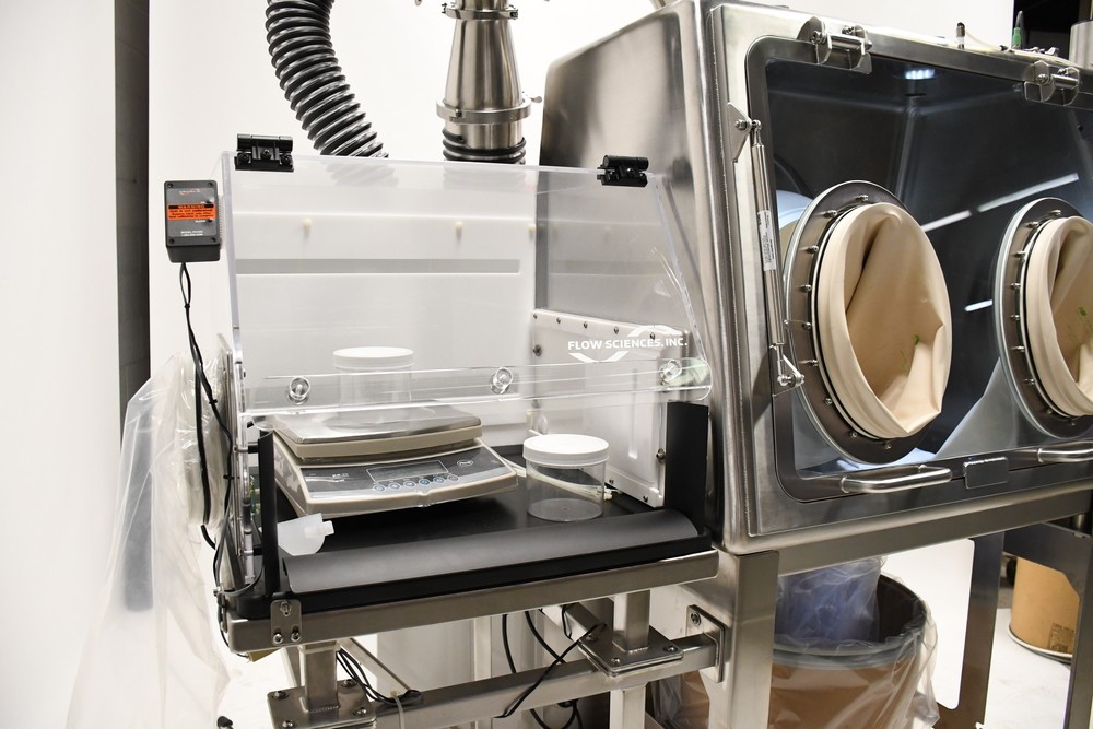 High Containment Sampling Material Transfer Station - Rheo Engineering