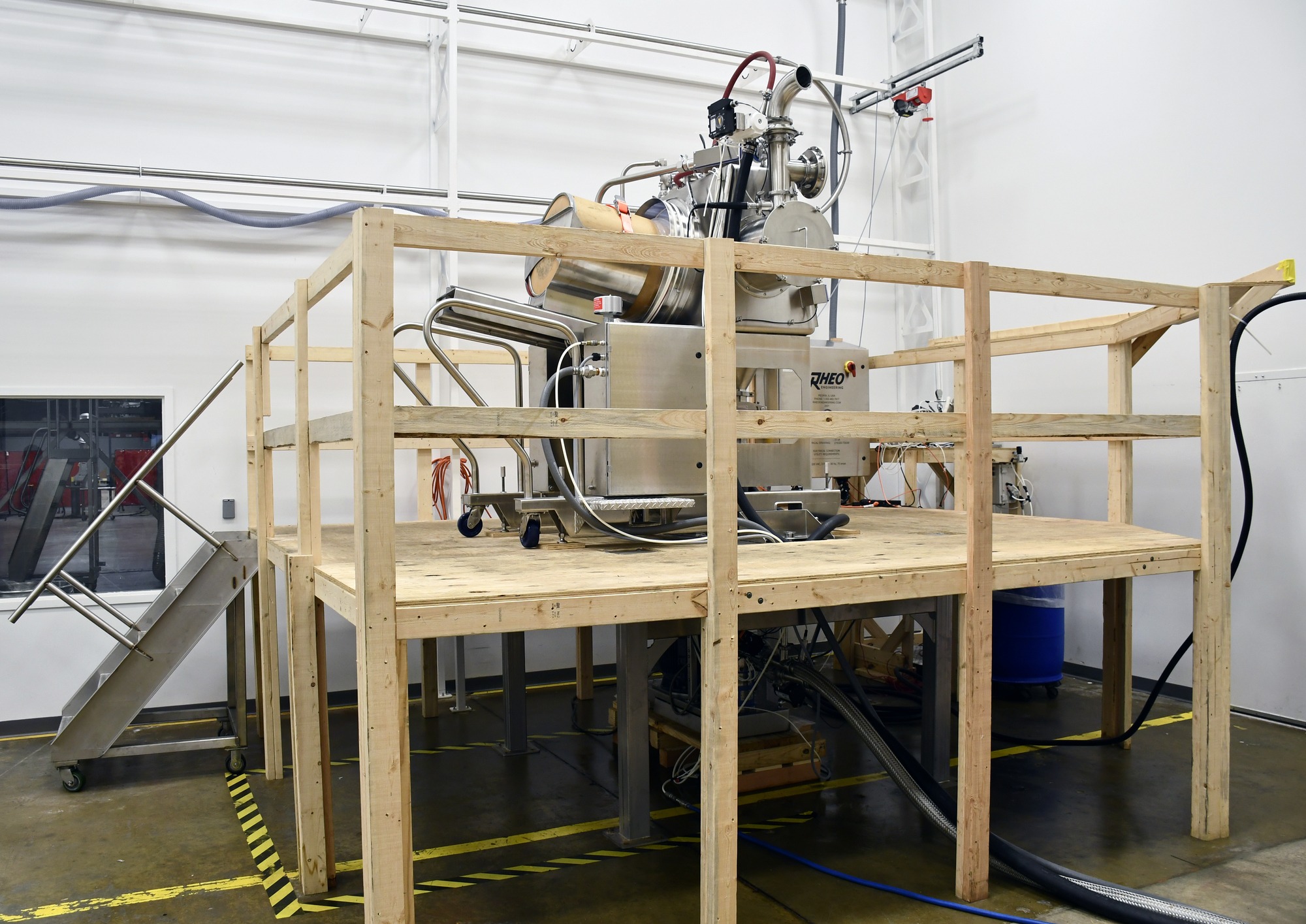 High Containment Vessel Charging - Rheo Engineering